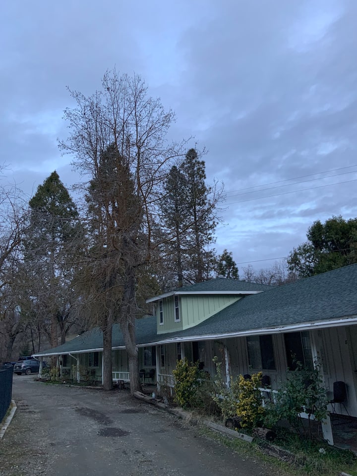 Seven Circles Lodge&retreat - Sequoia National Park