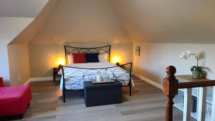 Fraser Heights Tiny House - Surrey