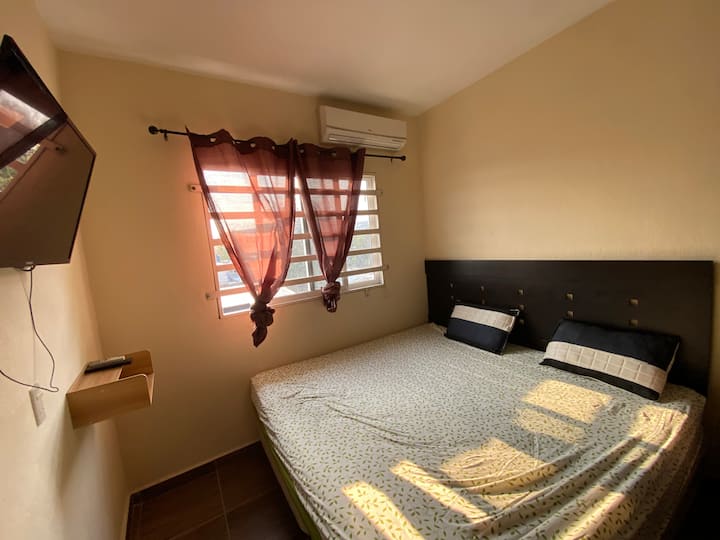 Casa Amplia Y Tranquila Con Aire Acondicionado - Tuxtla Gutiérrez