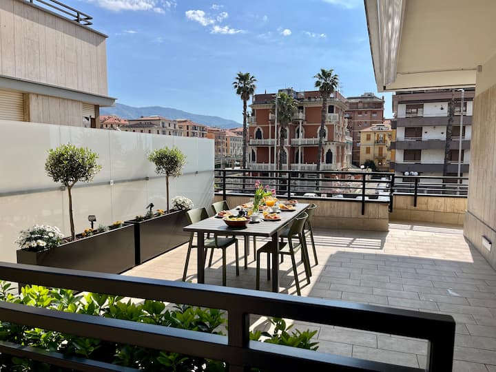 Sea View, Outdoor Terrace And Private Parking - Chiavari