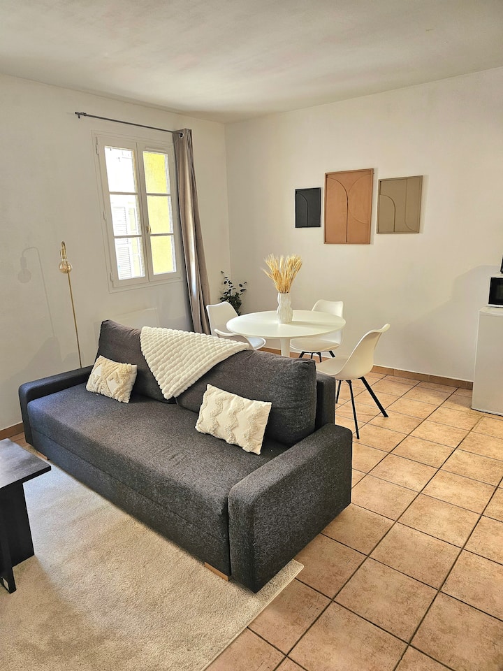 La Casa Ii Du Panier : Coffee-tea-wifi - Jardin de la Magalone de Marseille
