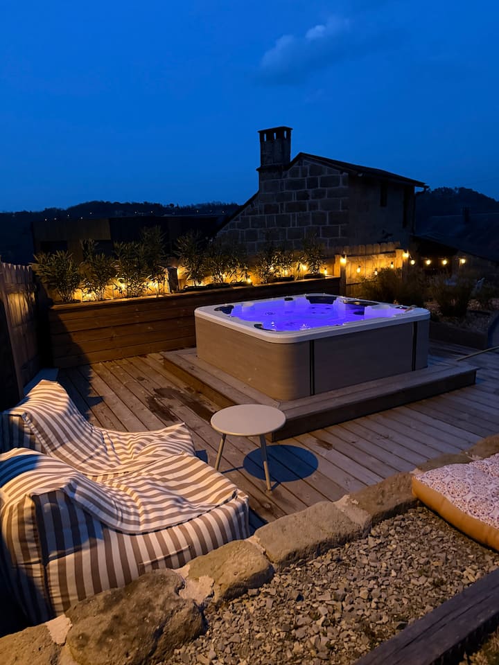 La Chambrote ~ Maison Cosy Avec Spa Privatif - Brive-la-Gaillarde