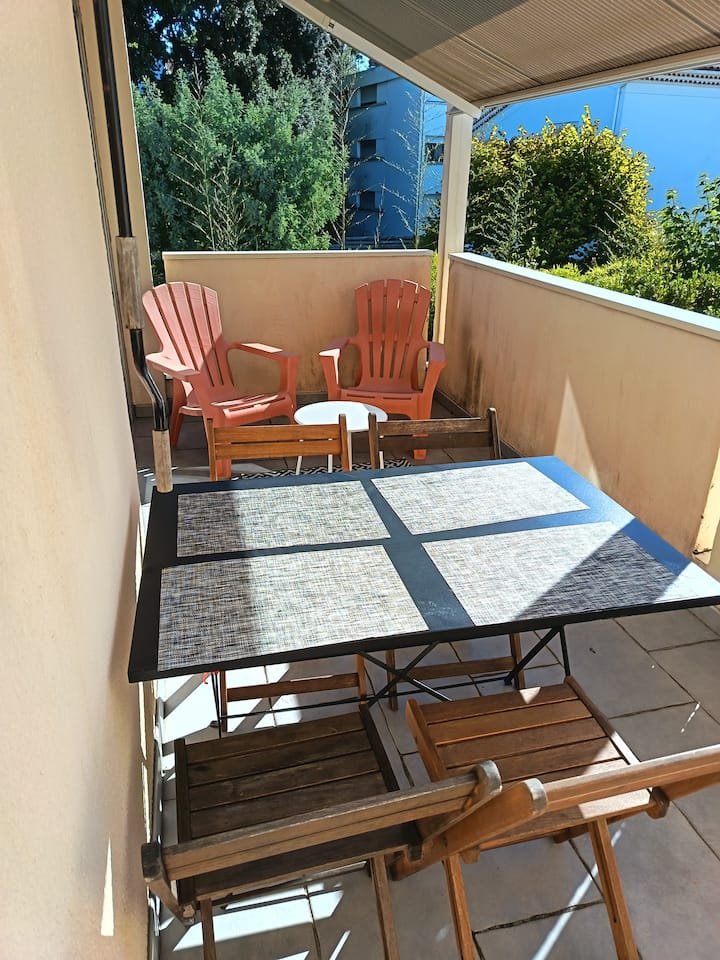 Cosy Avec Grand Balcon, à 300m De La Mer - Royan