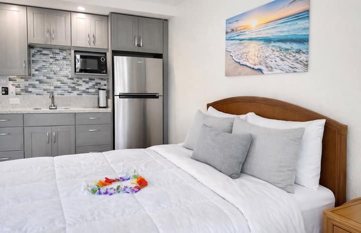 Deluxe Kona Studio By The Ocean. - Kailua-Kona, HI