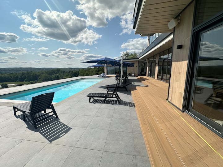 Industrial Modern Home - 360 Views! - Middletown, NY