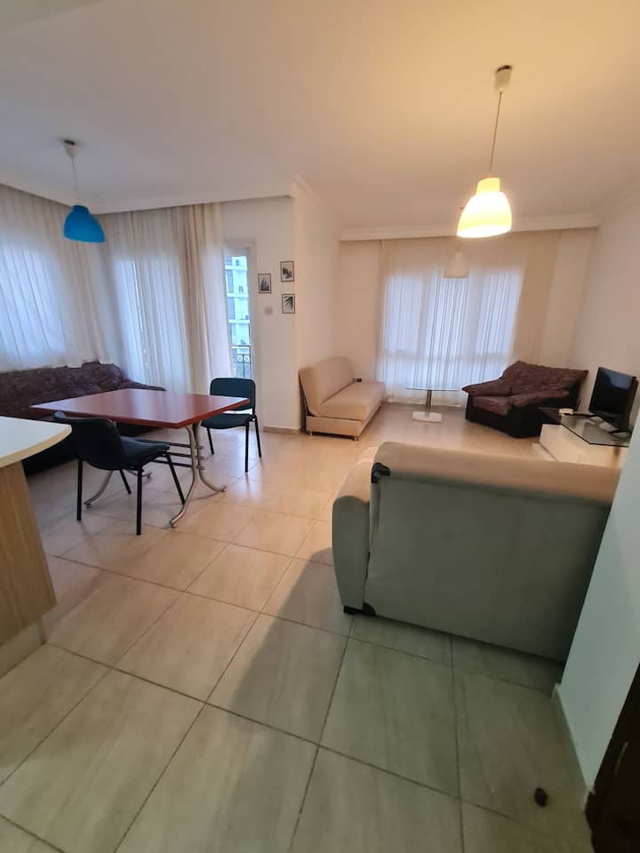 Easy Life In The City Ii - Girne