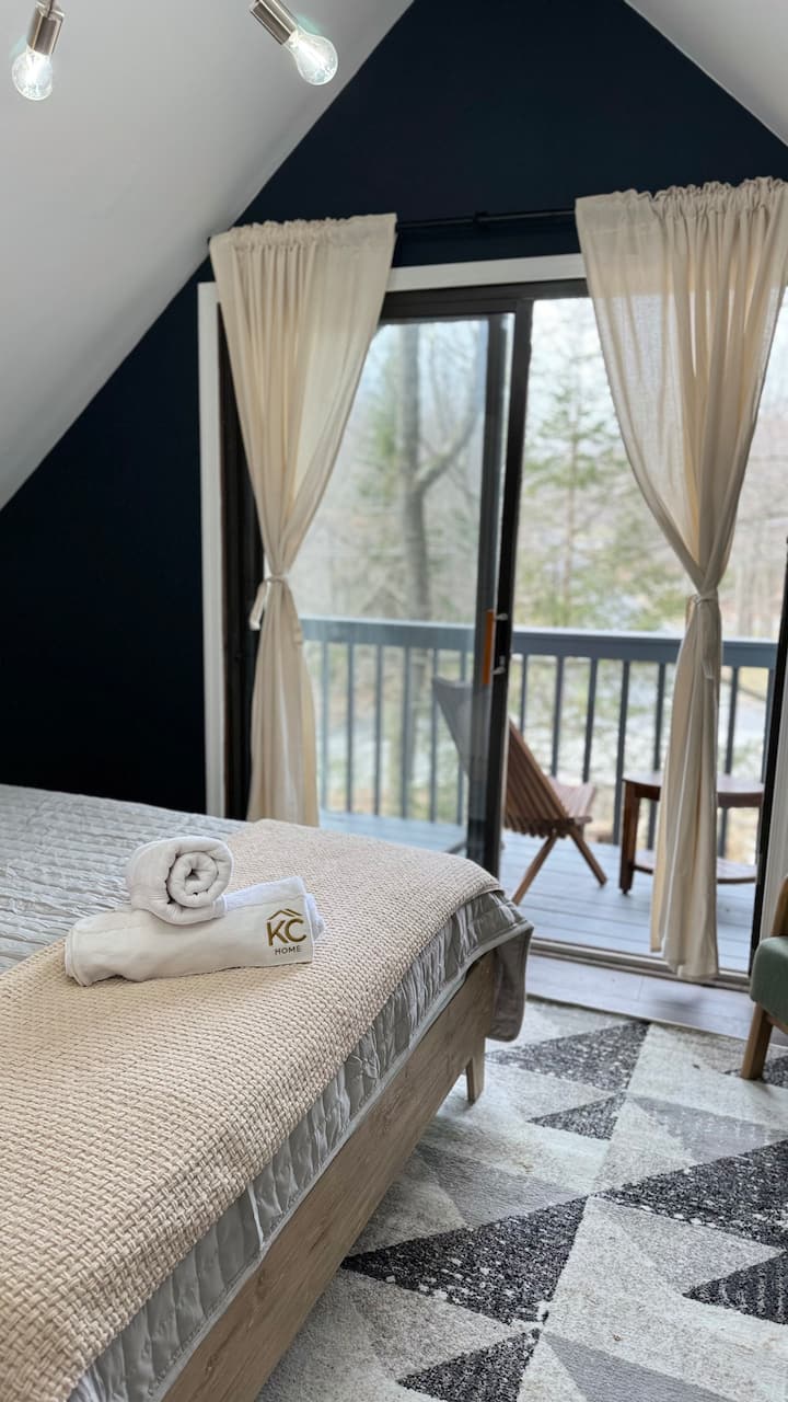 Great Cozy-cabin In Poconos. Pet-friendly! - Stillwater Lake, PA