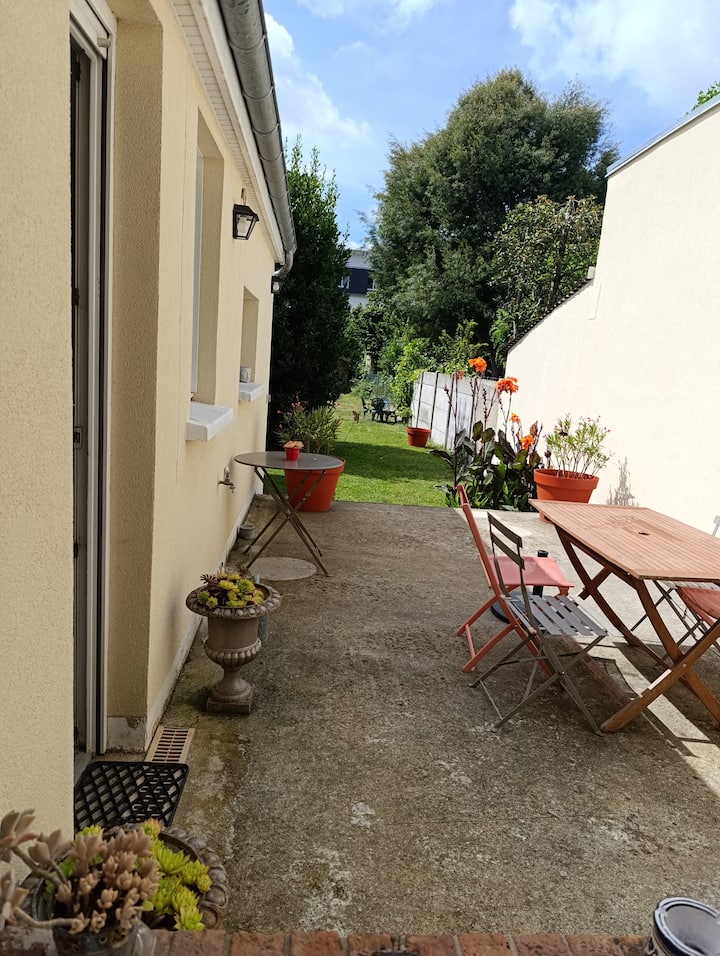 Maison De Ville 2 Chambres Avec Parking - Le Mans