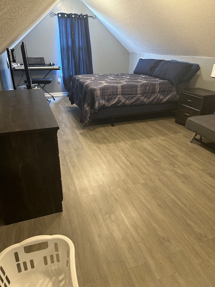 Quiet Clean Space In Subdivision - Warner Robins, GA