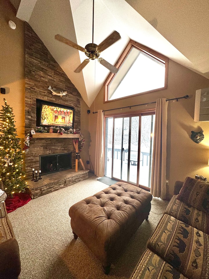 Not Your Everyday Mini Chalet - Ellicottville - Ellicottville, NY