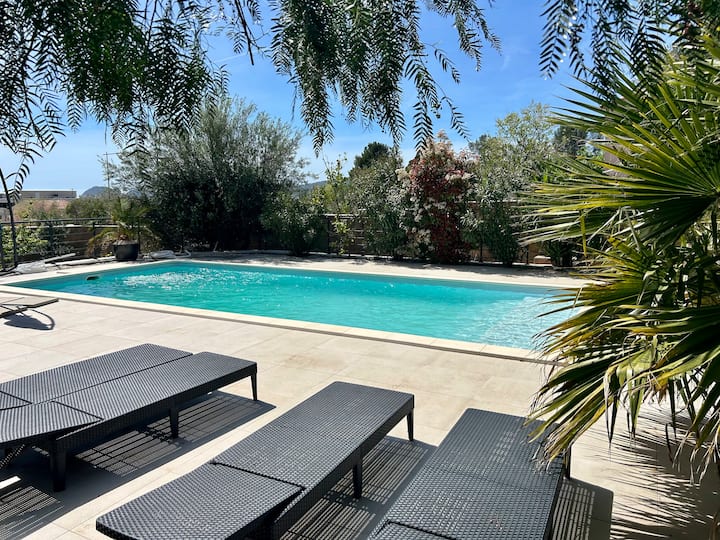 Villa Tout Confort Avec Piscine - Cassis