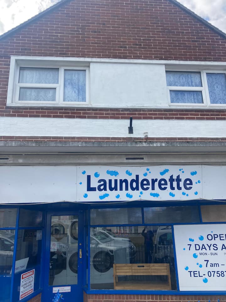 4 Bedroom Flat @ 13a Connaught Road - Isle of Wight