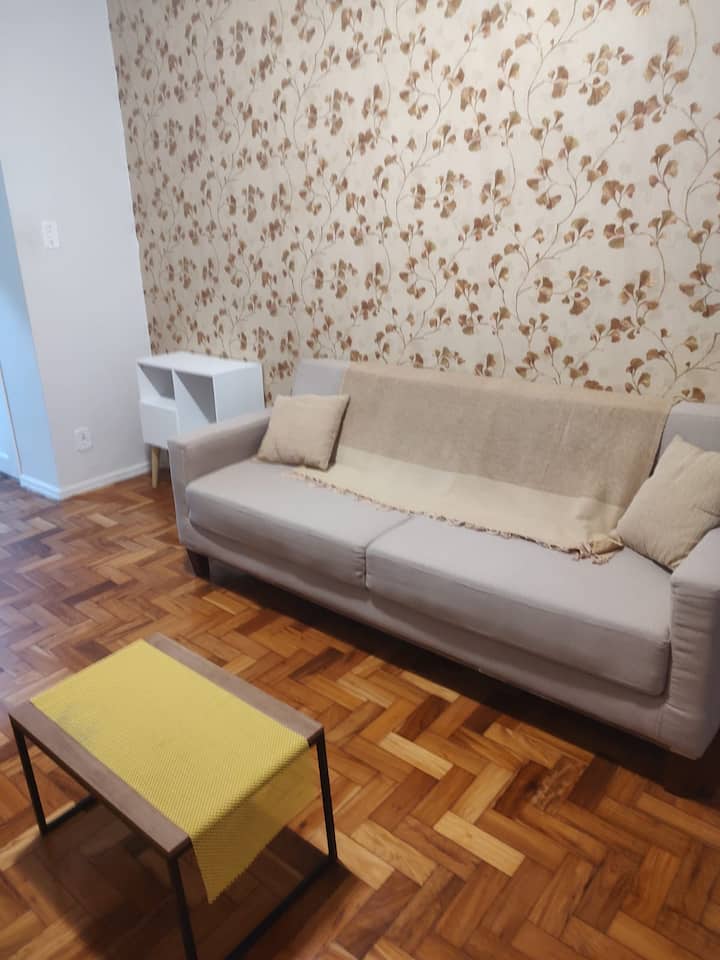 Excelente Apartamento - Copanema - Rio de Janeiro