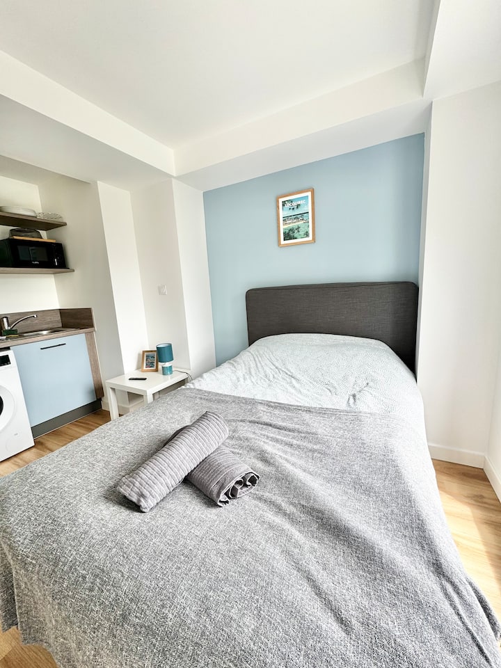 Studio Deux Personnes Avec Entrée Privative - Brest