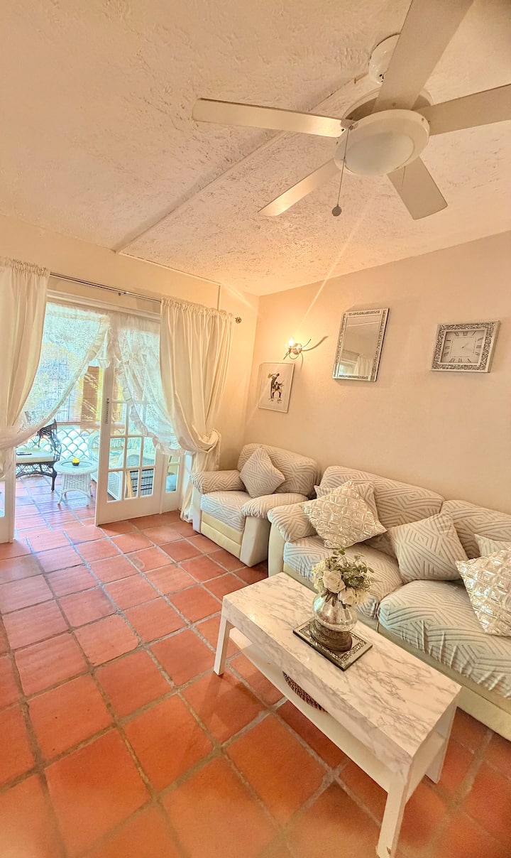 Sunset Pearl Oasis - Your Home Away From Home - Barbados