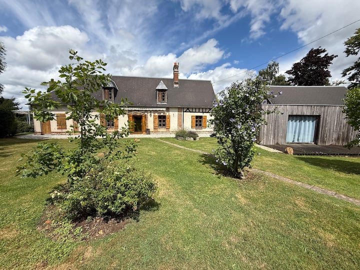 Maison De Famille Avec Piscine, Mare Et Jardin - Normandie