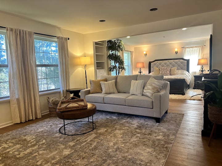 Perfect Location, New Luxury Suite! - Cougar Mountain Zoo, Issaquah