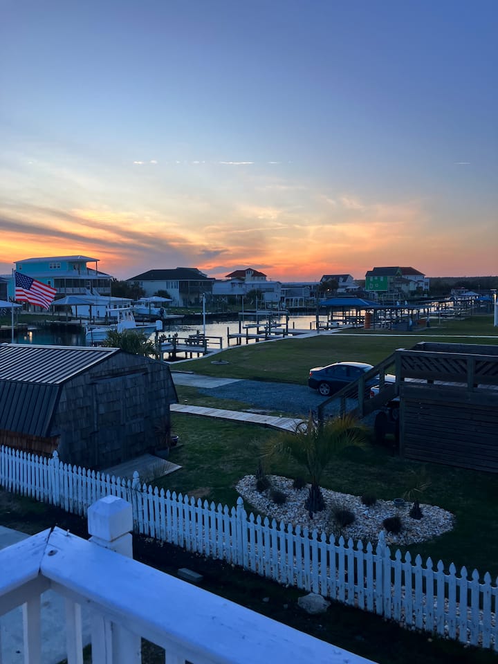 The Reel Mermaid - North Topsail Beach, NC