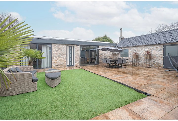 Leuke Bungalow In Sittard - Sittard