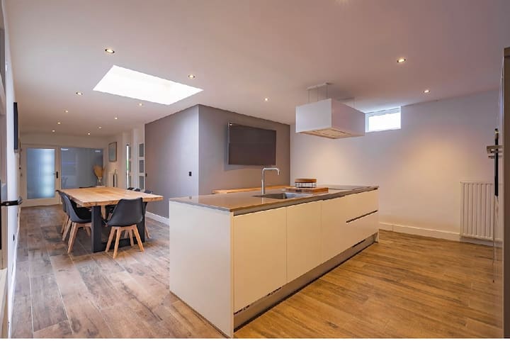 Leuke Bungalow In Sittard - Sittard