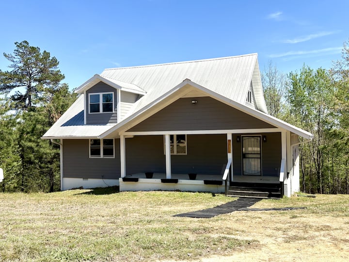Bath Springs Rural Air Bnb - Indian Creek, Savannah