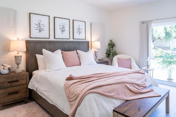 Newly Built Vacation Home With Large Backyard - Pomona, CA