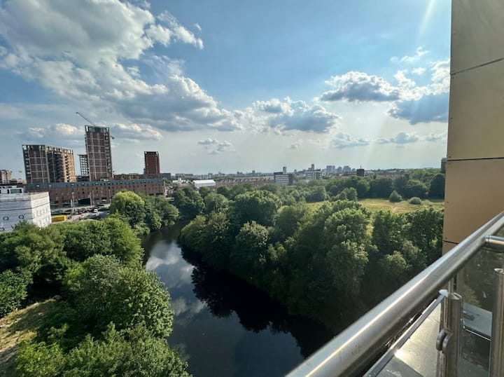 1 Bed Mcr Ap W/balcony- Sleeps 4 - Manchester