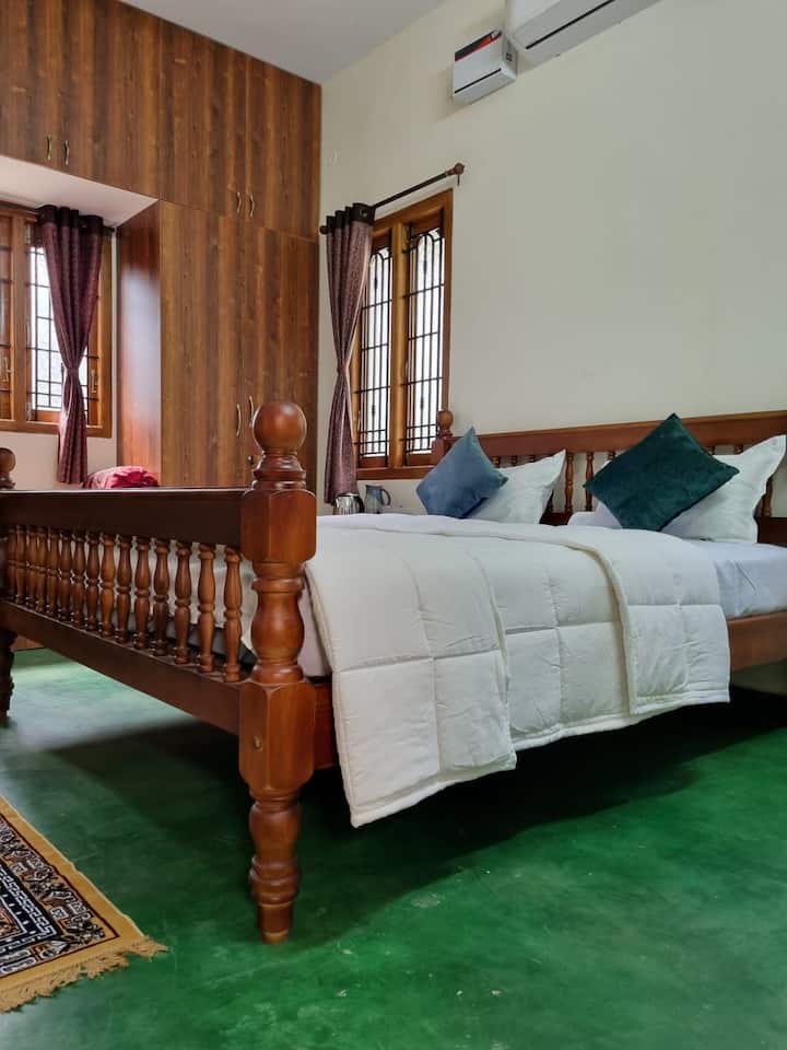 Room 2 (Marutham) In Kanna Nivas - Thanjavur