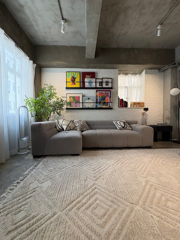 Design Loft Gallery Central - Hong Kong
