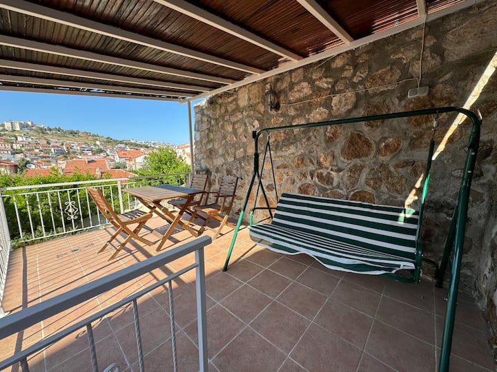 Entire House With A Large Garden With Sea View - Ayvalık