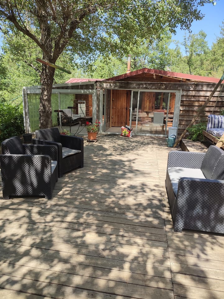 Chalet En Bois Dans La Forêt - Riez