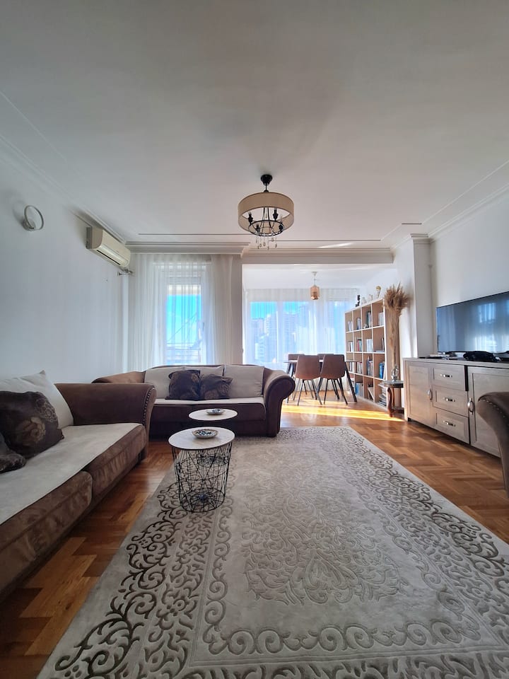 Mona Lisa City Center Apartment - Kosovo