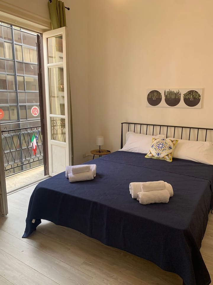 A Casa Di Elvira - Palermo, Italy