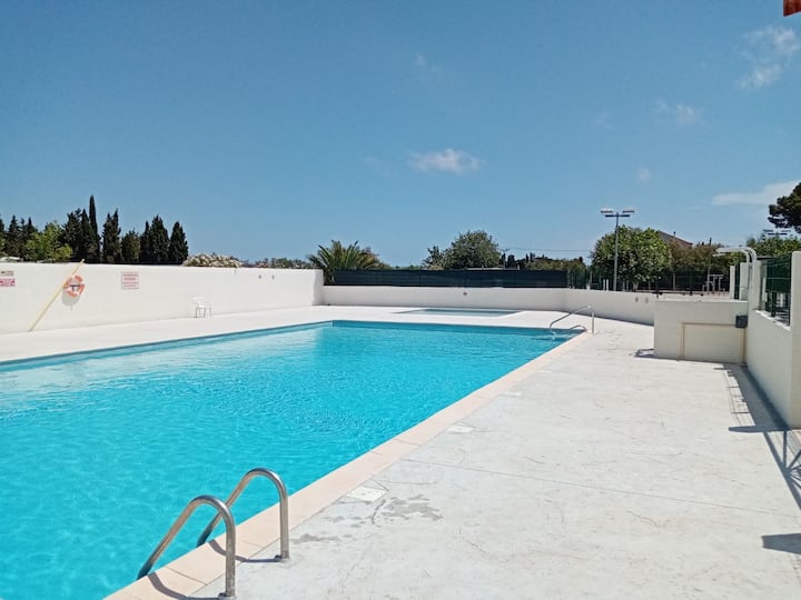 Mobil-home Bungalow Clôturé Proche De La Mer - Sigean