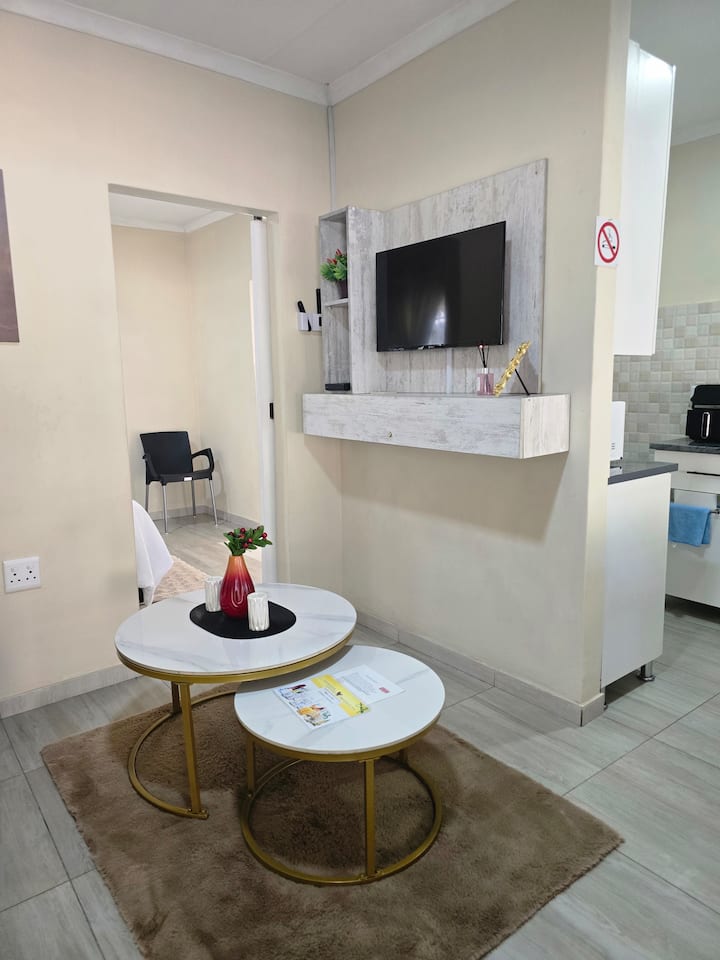 Peshline Guest House Unit 1 - Ermelo