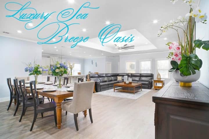 Lakefront Retreat~ Large Family House~ Beach, Pool - Navarre, FL