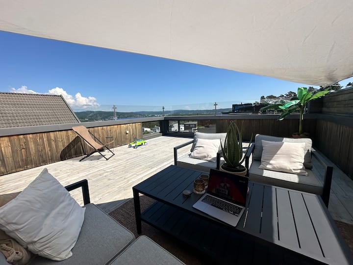 Stort Hus I Barnas Bydel - Nærme Dyreparken - Kristiansand