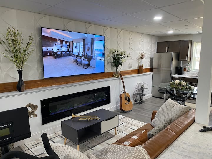 The Modern Suite - South Portland, ME