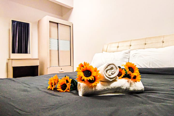 Boutique Loft 13pax/4br Near Sunway Velocity Mall - Kuala Lumpur