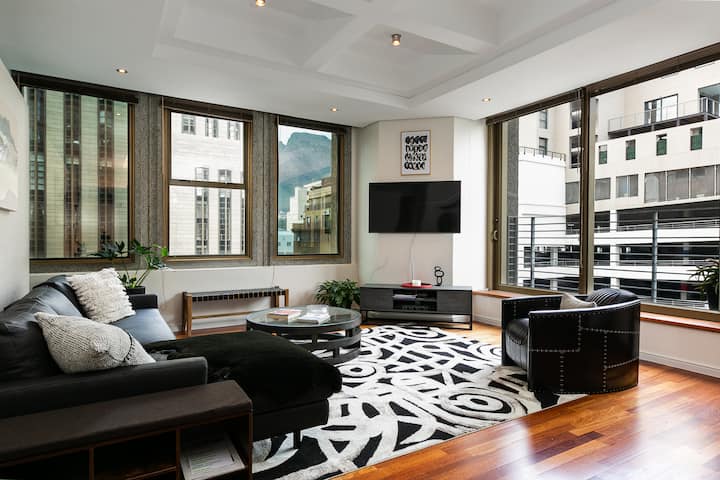 #603  Cartwright - Nighthawk - Kaapstad