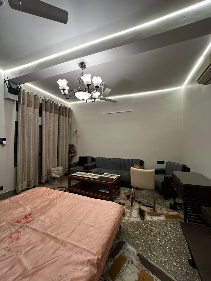 Casa Nori Homestay - ハリドワール