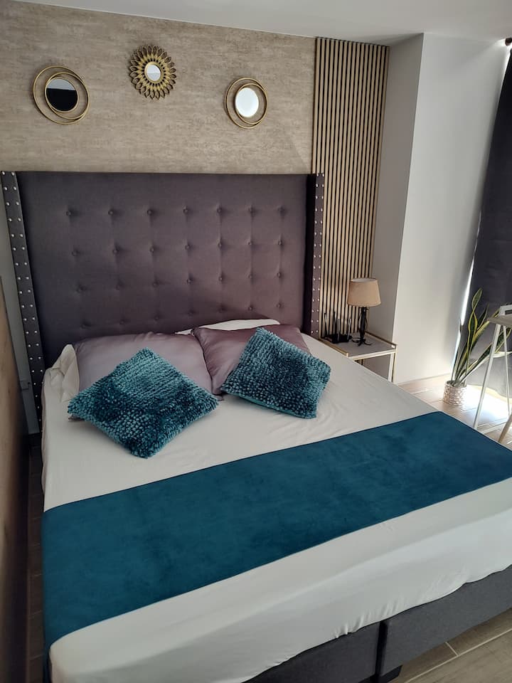 Loft Con Aire,wifi Rápido, Metro Floresta,medellín - Medellín, Colombia