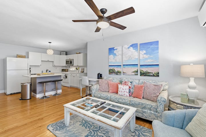 Flagler Ave 1 Bedroom/1 Bath-eat, Drink, Play! - New Smyrna Beach, FL