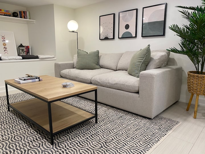 Ossington Gem: Private Suite - Toronto