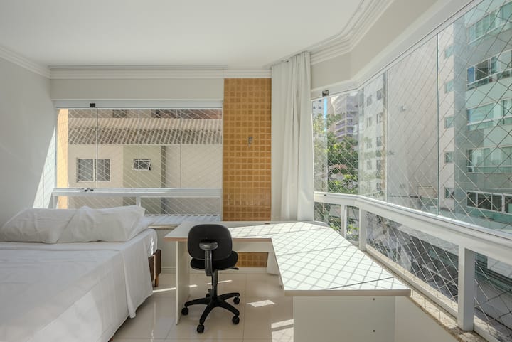 Sol, Sal E Brasa: Espaçoso E Iluminado. - Balneário Camboriú