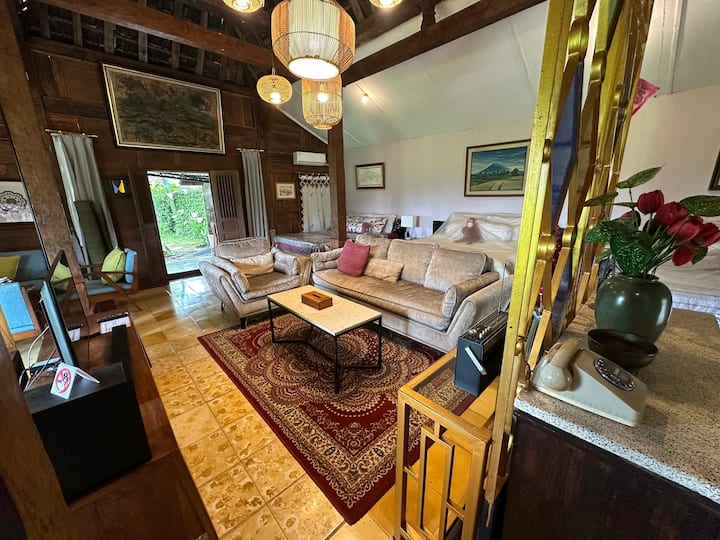 Villa Cantik Yogyakarta (Triplebed For 6 Persons) - Kretek