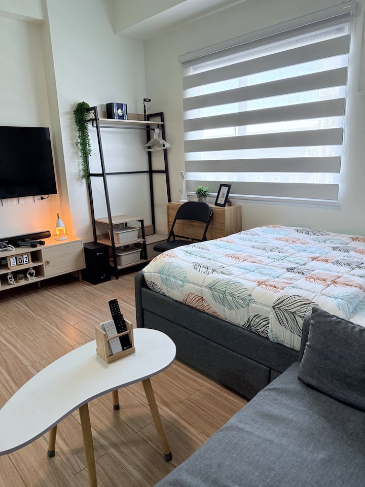 Rika's Urban Oasis - Cozy Condo Unit In Southwoods - Biñan