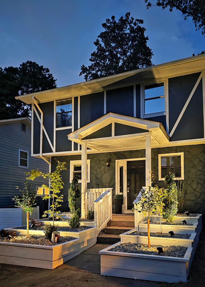 Modern 2br Retreat W/ Outdoor Oasis By The Battery - Truist Park - Atlanta