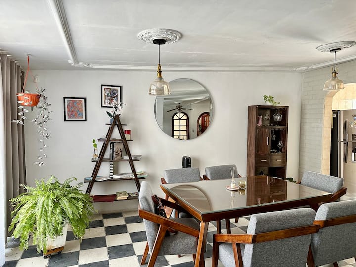 Alojamiento Cómodo Y Céntrico - Aguascalientes