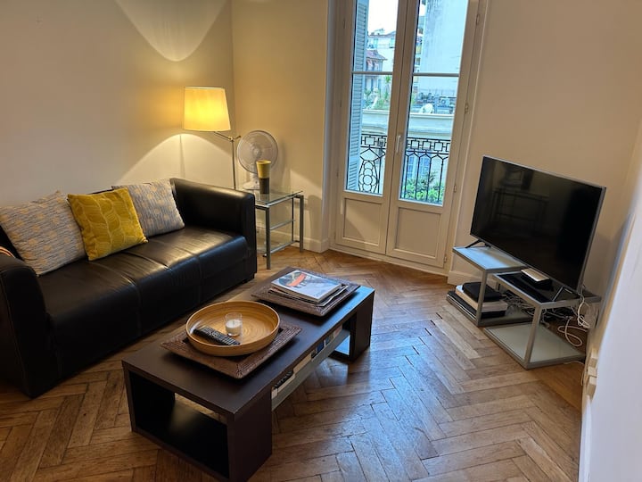 Appartement 3 Pièces à 500m De La Mer - Nice